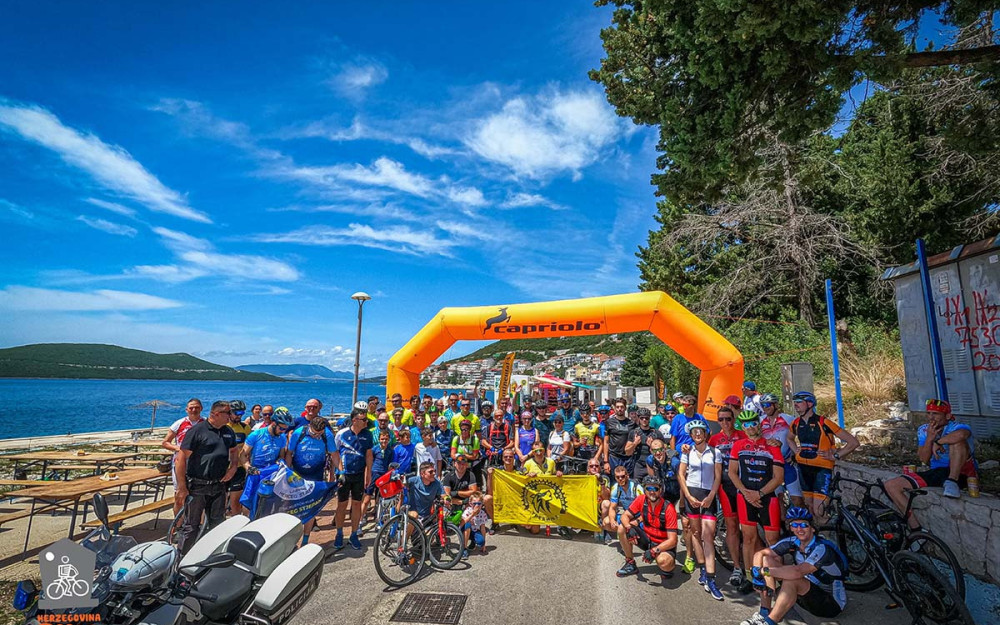Više od stotinu biciklista na Ćiro biciklijadi od Hutova do Neuma ...