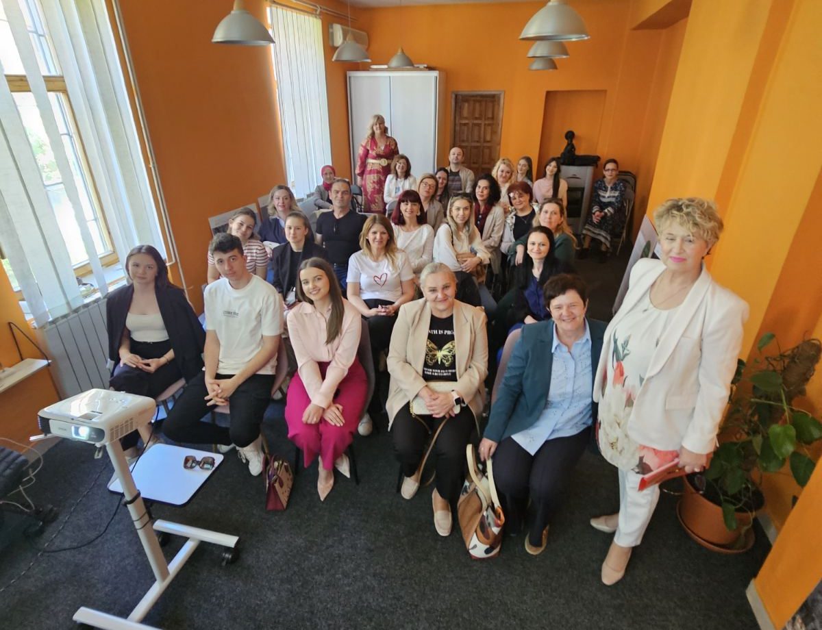 Pedagoški zavod Mostar: Edukativni program profesionalnog razvoja ...