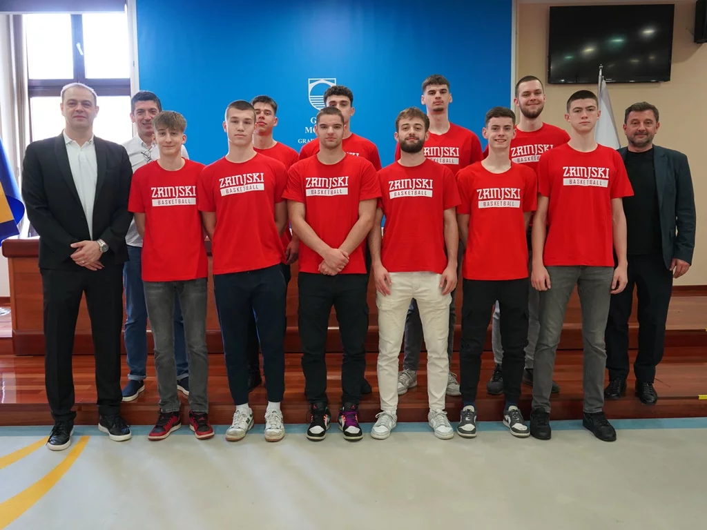 Mostar: Gradonačelnik Kordić upriličio prijem za HKK Zrinjski 1992 ...