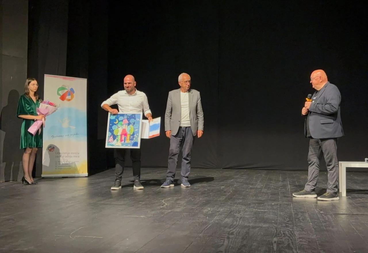 Međunarodni dan mira: Denis Džidić dobitnik nagrade "Goran Bubalo" - Mostar.live